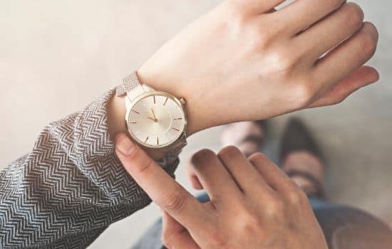 9 Reasons To Adore Someone Who Is Always Running Late ⋆ Listotic