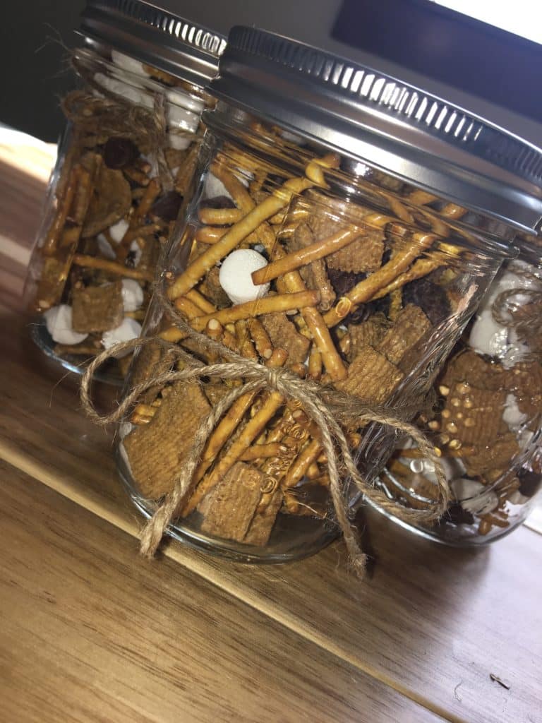 Easy Smore's Snack Mix - Fast, Easy No Bake Recipe ⋆ Listotic